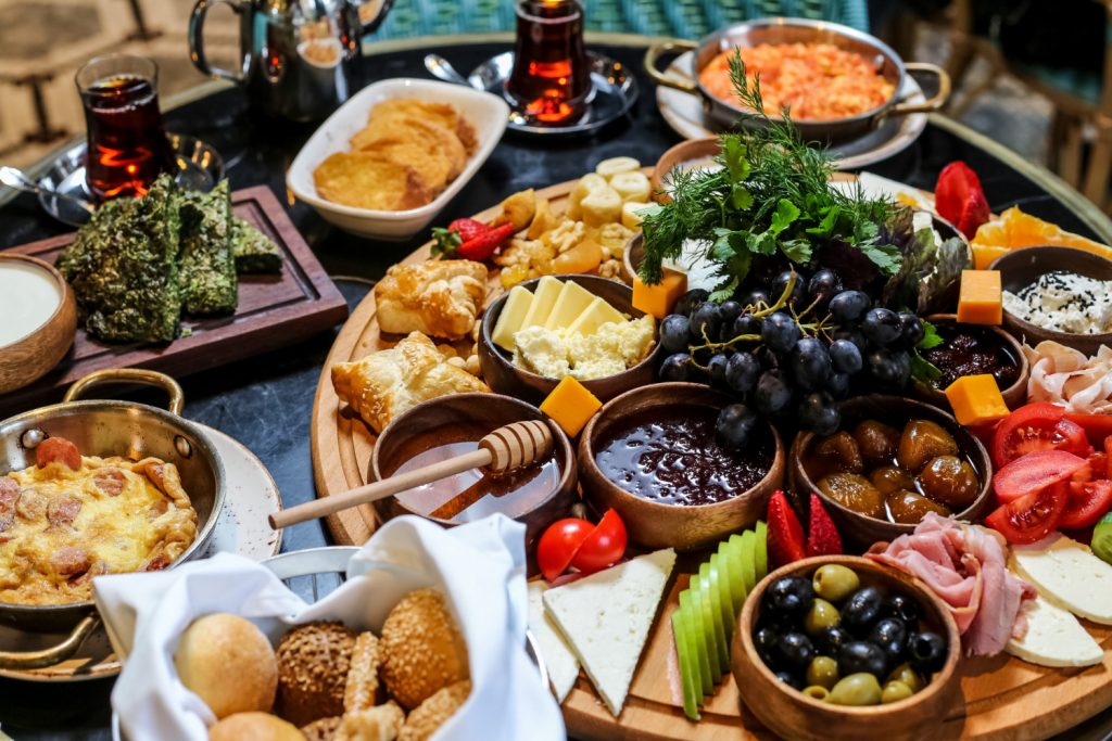 Saiba como montar um brunch e cativar seus convidados