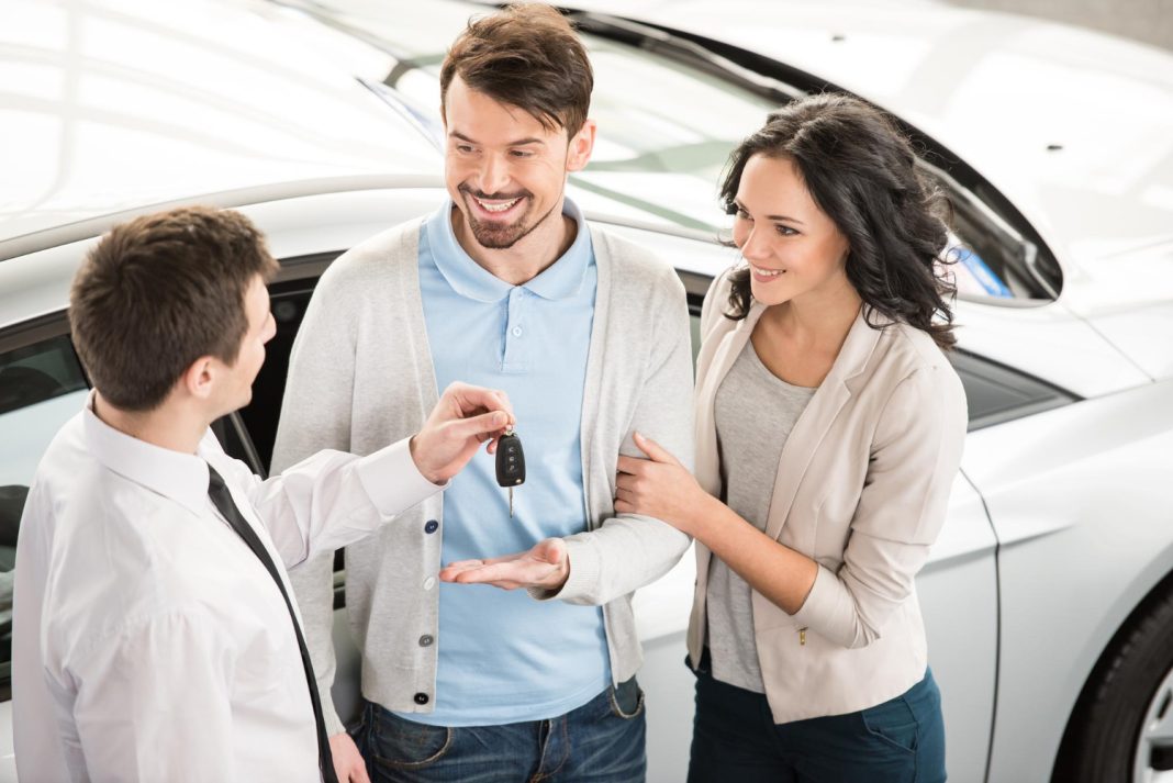 Como funciona o leilão de carros? Saiba como adquirir seu veículo